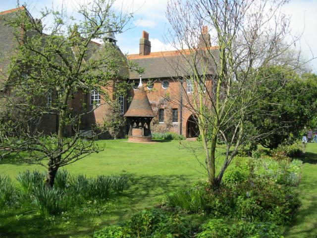 Trfihi Parks | Parks | Red House Garden